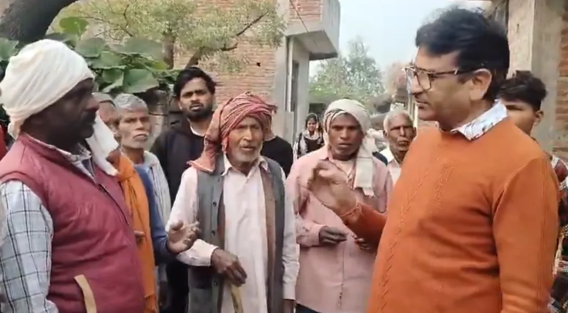 ग्राम चांदनपुर में 10 वर्ष पुरानी जल निकासी समस्या का हुआ समाधान - Etawah Live